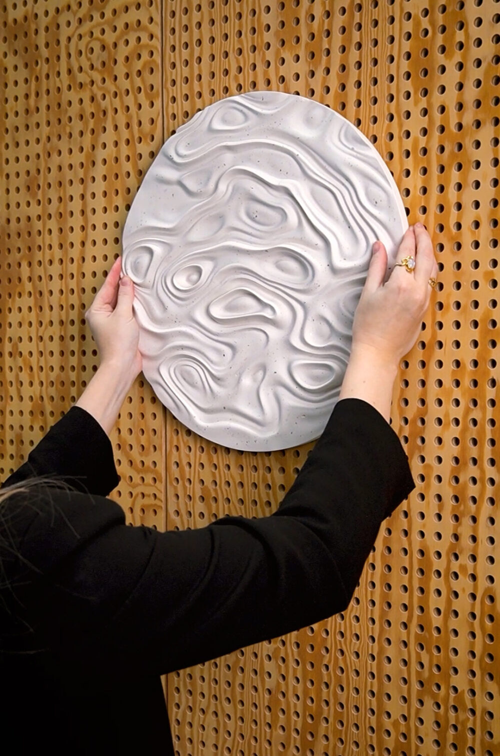 Liquid Wall Sculpture – Ø40 cm - raakildestudio.com